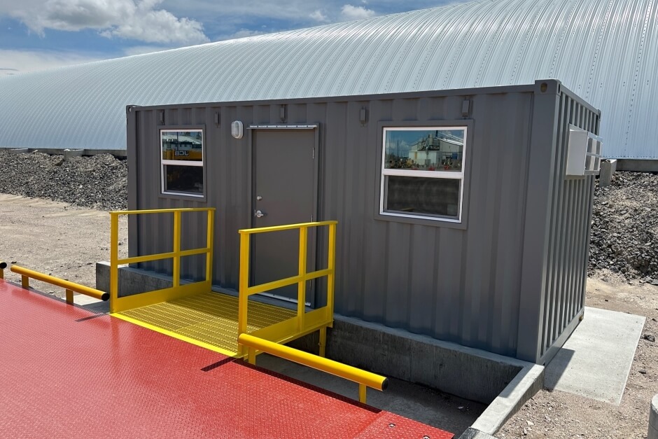 How to Choose Safe, Secure, and Long-Lasting Oilfield .. | Falcon Blog